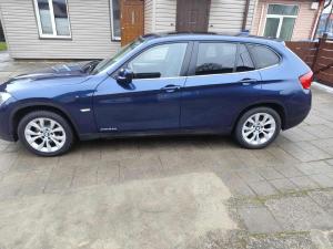 Blue BMW X1 2011 in Siauliai, with an engine capacity of 2.00 L and mileage of 299 thousand km for 7500 €, photo 4 on AUTOMOTO.COM.LV