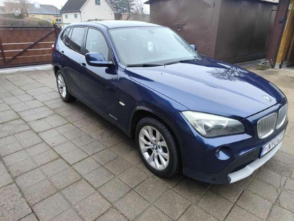 Zils BMW X1 2011 Šauļi, ar dzinēja tilpumu 2.00 L un nobraukumu 299 tūkst. km par 7500 €, foto 6 vietnē AUTOMOTO.COM.LV