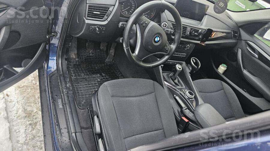 Blue BMW X1 2011 in Riga, with an engine capacity of 2.00 L and mileage of 256 thousand km for 5500 €, photo 6 on AUTOMOTO.COM.LV