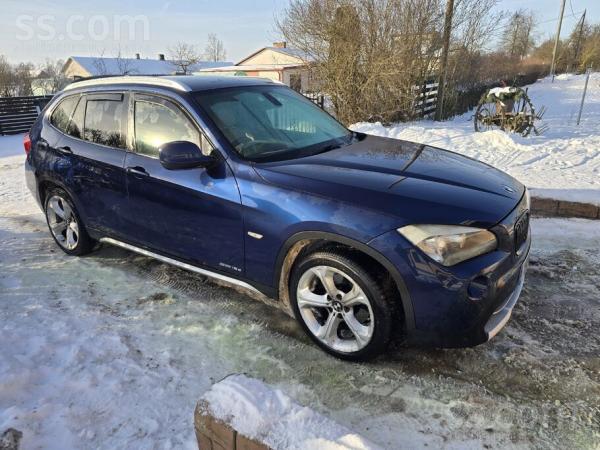 Zils BMW X1 2011 Dobele, ar dzinēja tilpumu 1.80 L un nobraukumu 250 tūkst. km par 2550 €, foto 2 vietnē AUTOMOTO.COM.LV