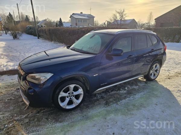 Zils BMW X1 2011 Dobele, ar dzinēja tilpumu 1.80 L un nobraukumu 250 tūkst. km par 2550 €, foto 3 vietnē AUTOMOTO.COM.LV