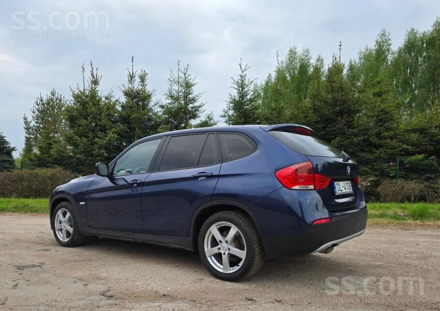 Zils BMW X1 2011 Jelgava, ar dzinēja tilpumu 2.00 L un nobraukumu 230 tūkst. km par 6290 €, foto 5 vietnē AUTOMOTO.COM.LV