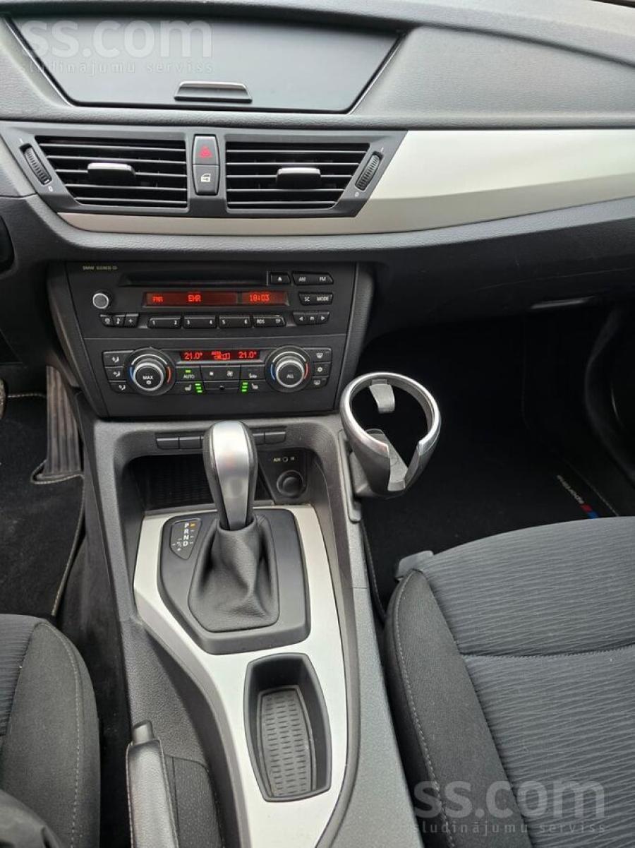 Zils BMW X1 2011 Jelgava, ar dzinēja tilpumu 2.00 L un nobraukumu 230 tūkst. km par 6290 €, foto 17 vietnē AUTOMOTO.COM.LV