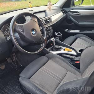 Blue BMW X1 2011 in Bauska, with an engine capacity of 2.00 L and mileage of 316 thousand km for 6599 €, photo 7 on AUTOMOTO.COM.LV