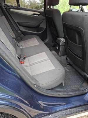 Blue BMW X1 2011 in Bauska, with an engine capacity of 2.00 L and mileage of 316 thousand km for 6599 €, photo 8 on AUTOMOTO.COM.LV