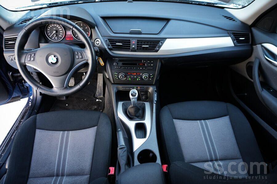 Zils BMW X1 2011 Rīga, ar dzinēja tilpumu 2.00 L un nobraukumu 247 tūkst. km par 6990 €, foto 8 vietnē AUTOMOTO.COM.LV