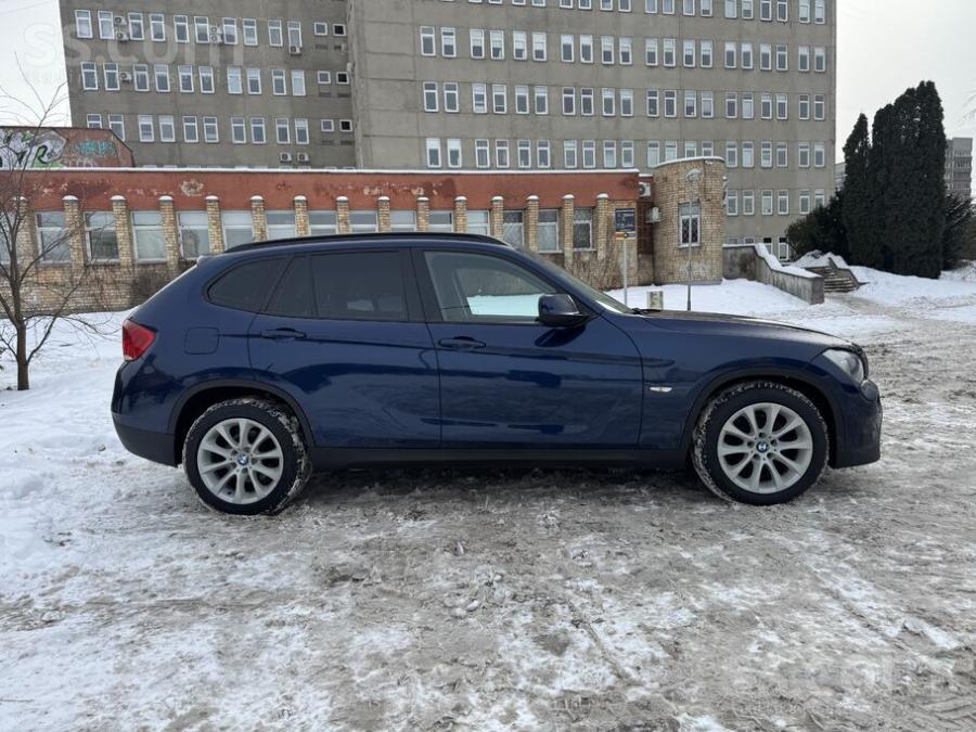 Blue BMW X1 2011 in Riga, with an engine capacity of 2.00 L and mileage of 0 thousand km for 6750 €, photo 4 on AUTOMOTO.COM.LV