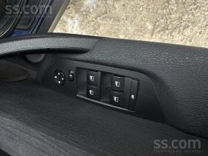 Blue BMW X1 2011 in Riga, with an engine capacity of 2.00 L and mileage of 0 thousand km for 6750 €, photo 22 on AUTOMOTO.COM.LV