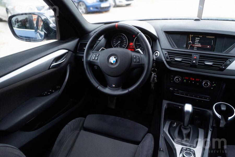 Blue BMW X1 2011 in Liepaja, with an engine capacity of 2.00 L and mileage of 337 thousand km for 7700 €, photo 15 on AUTOMOTO.COM.LV