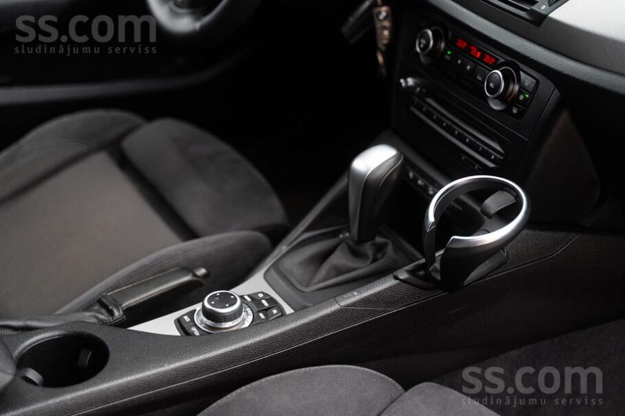 Blue BMW X1 2011 in Liepaja, with an engine capacity of 2.00 L and mileage of 337 thousand km for 7700 €, photo 20 on AUTOMOTO.COM.LV