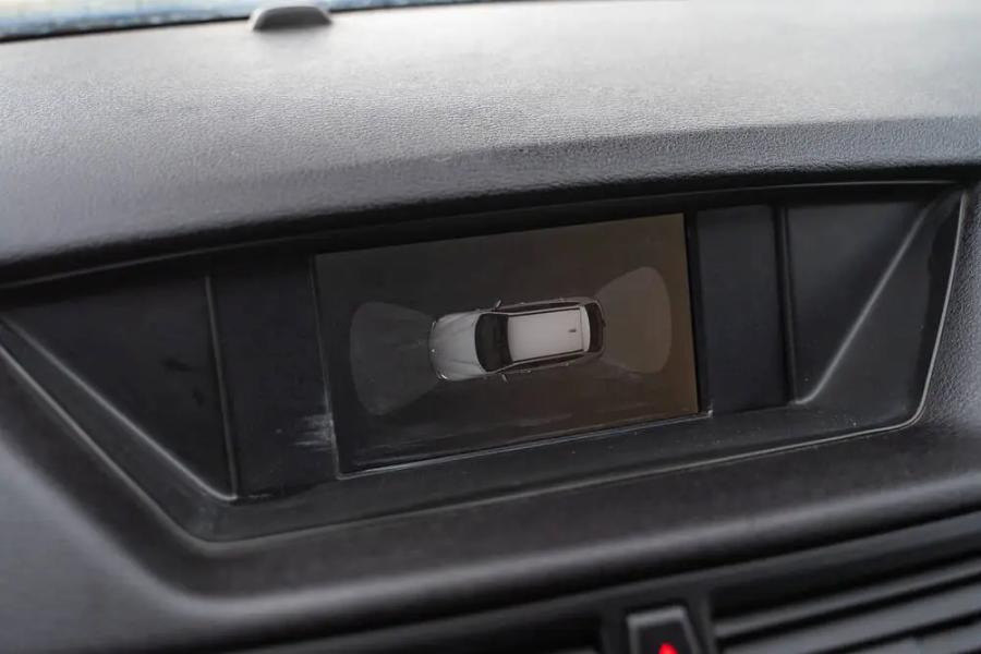 Zils BMW X1 2011 Liepāja, ar dzinēja tilpumu 2.00 L un nobraukumu 337 tūkst. km par 7700 €, foto 27 vietnē AUTOMOTO.COM.LV