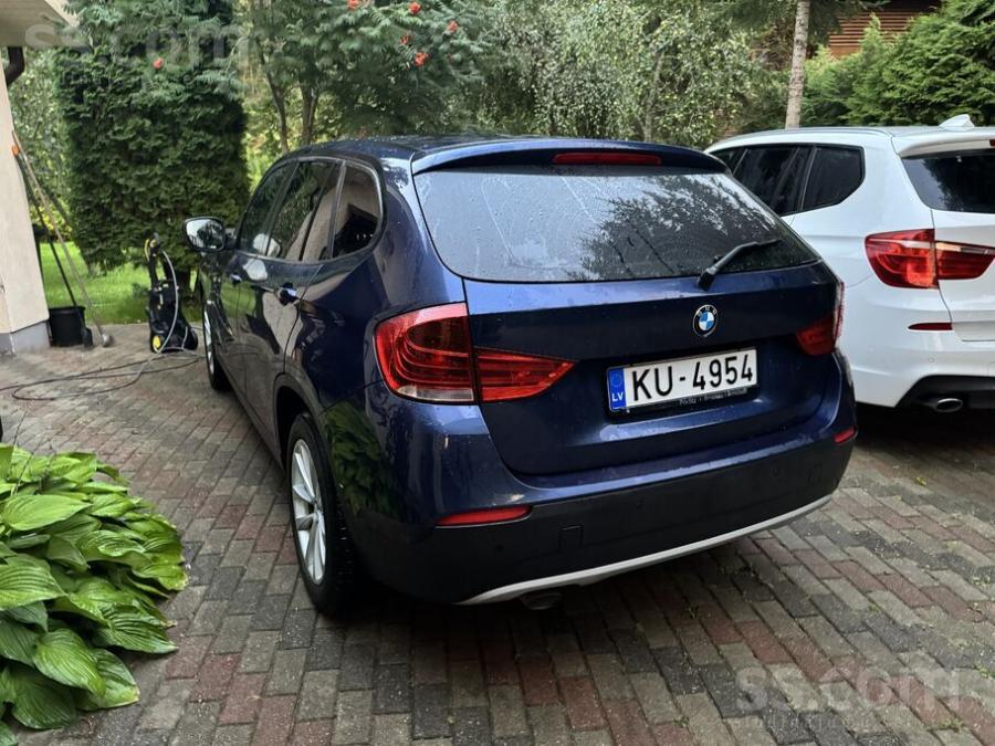 Zils BMW X1 2011 Rīga, ar dzinēja tilpumu 2.00 L un nobraukumu 233 tūkst. km par 7200 €, foto 4 vietnē AUTOMOTO.COM.LV