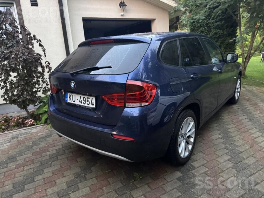 Zils BMW X1 2011 Rīga, ar dzinēja tilpumu 2.00 L un nobraukumu 233 tūkst. km par 7200 €, foto 5 vietnē AUTOMOTO.COM.LV