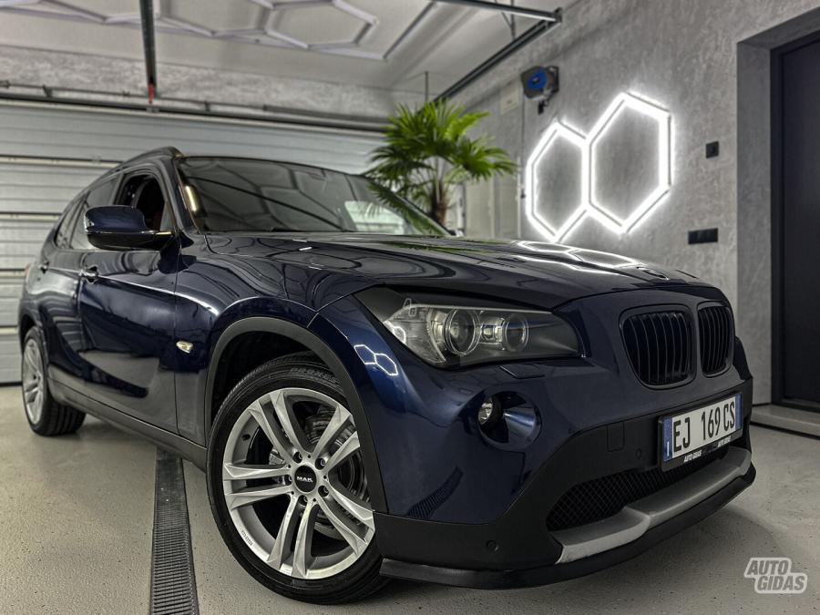 Blue BMW X1 2011 in Kaunas, with an engine capacity of 2.00 L and mileage of 280 thousand km for 6350 €, photo 3 on AUTOMOTO.COM.LV