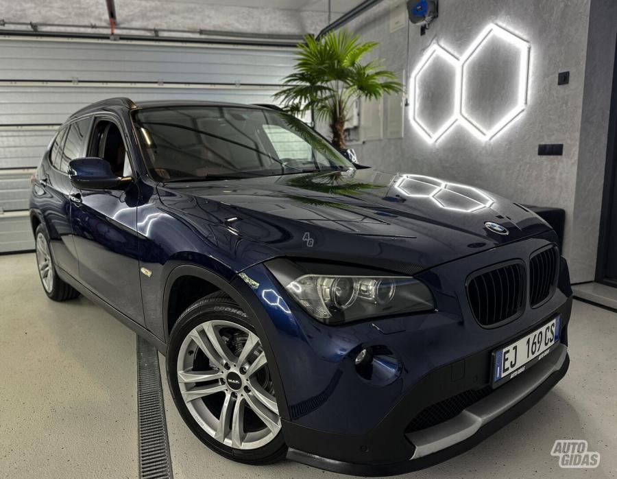 Blue BMW X1 2011 in Kaunas, with an engine capacity of 2.00 L and mileage of 280 thousand km for 6350 €, photo 14 on AUTOMOTO.COM.LV