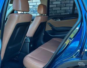 Blue BMW X1 2011 in Kaunas, with an engine capacity of 2.00 L and mileage of 280 thousand km for 6350 €, photo 25 on AUTOMOTO.COM.LV