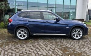 Zils BMW X1 2011 Rīga, ar dzinēja tilpumu 2.30 L un nobraukumu 0 tūkst. km par 7600 €, foto 4 vietnē AUTOMOTO.COM.LV