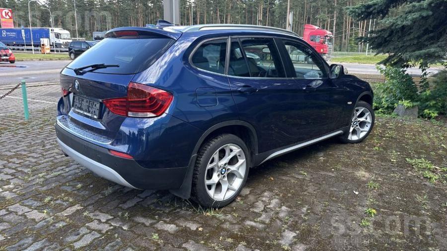 Zils BMW X1 2011 Rīga, ar dzinēja tilpumu 2.30 L un nobraukumu 0 tūkst. km par 7600 €, foto 5 vietnē AUTOMOTO.COM.LV