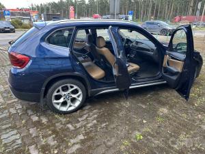 Zils BMW X1 2011 Rīga, ar dzinēja tilpumu 2.30 L un nobraukumu 0 tūkst. km par 7600 €, foto 8 vietnē AUTOMOTO.COM.LV