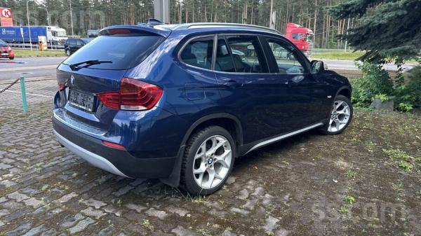 Zils BMW X1 2011 Rīga, ar dzinēja tilpumu 2.30 L un nobraukumu 0 tūkst. km par 7600 €, foto 5 vietnē AUTOMOTO.COM.LV