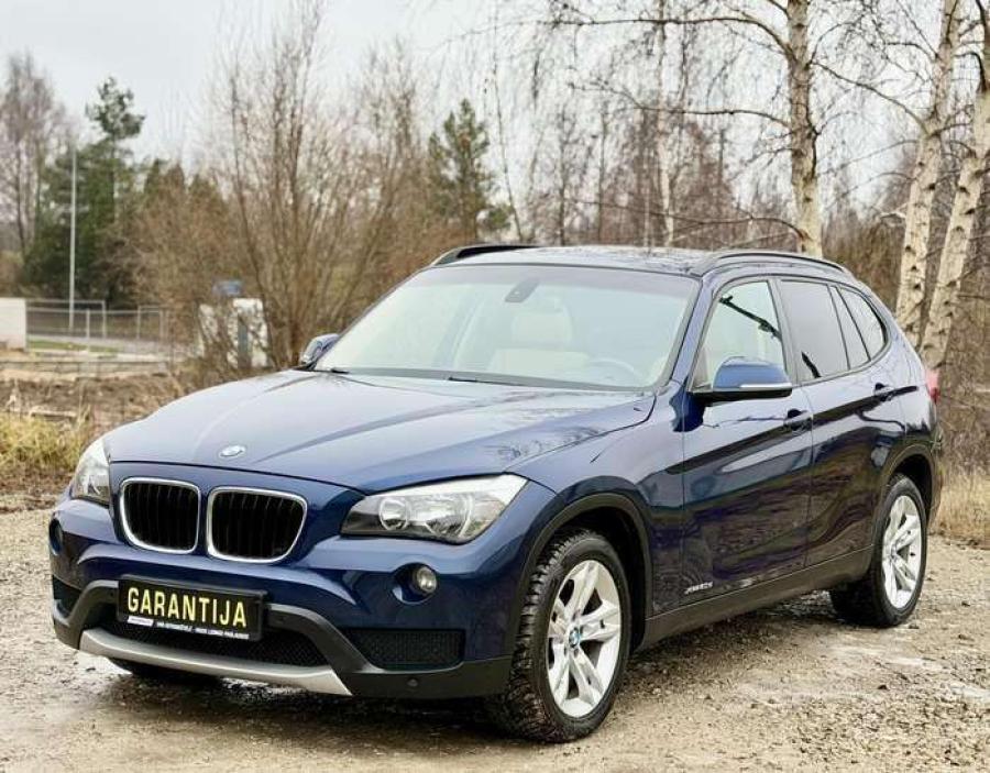Zils BMW X1 2012 Šauļi, ar dzinēja tilpumu 2.00 L un nobraukumu 292 tūkst. km par 9950 €, foto 18 vietnē AUTOMOTO.COM.LV