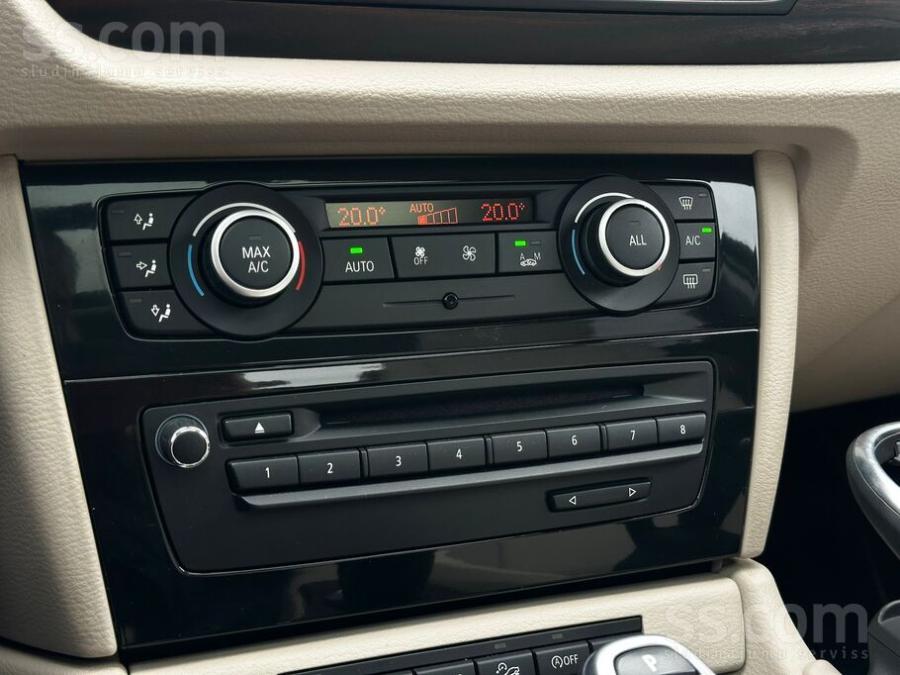 Blue BMW X1 2012 in Jelgava, with an engine capacity of 2.00 L and mileage of 0 thousand km for 8990 €, photo 26 on AUTOMOTO.COM.LV