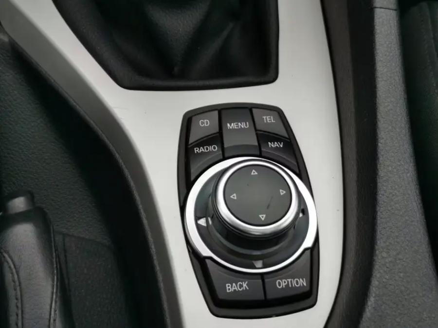 Zils BMW X1 2012 Kuldīga, ar dzinēja tilpumu 2.00 L un nobraukumu 244 tūkst. km par 9600 €, foto 18 vietnē AUTOMOTO.COM.LV