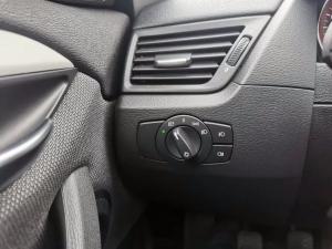 Zils BMW X1 2012 Kuldīga, ar dzinēja tilpumu 2.00 L un nobraukumu 244 tūkst. km par 9600 €, foto 22 vietnē AUTOMOTO.COM.LV