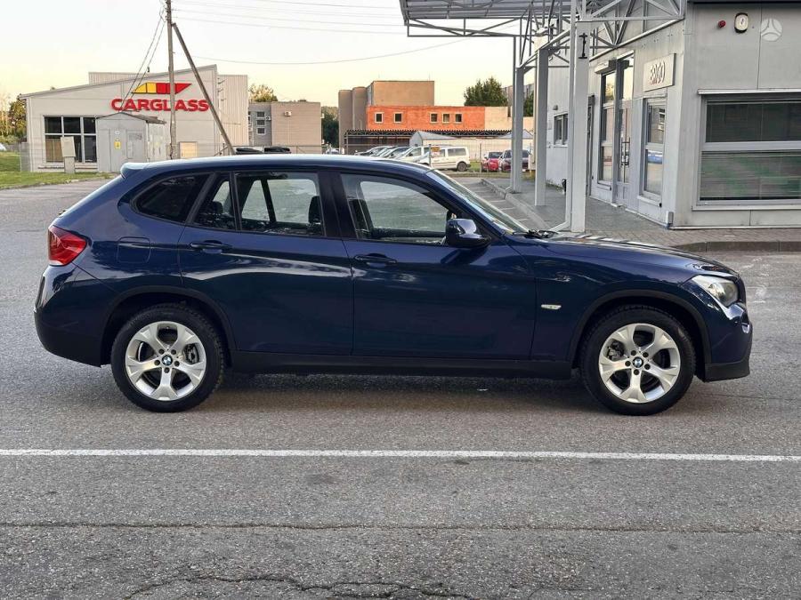 Zils BMW X1 2012 Panevēža, ar dzinēja tilpumu 2.00 L un nobraukumu 198 tūkst. km par 7250 €, foto 14 vietnē AUTOMOTO.COM.LV