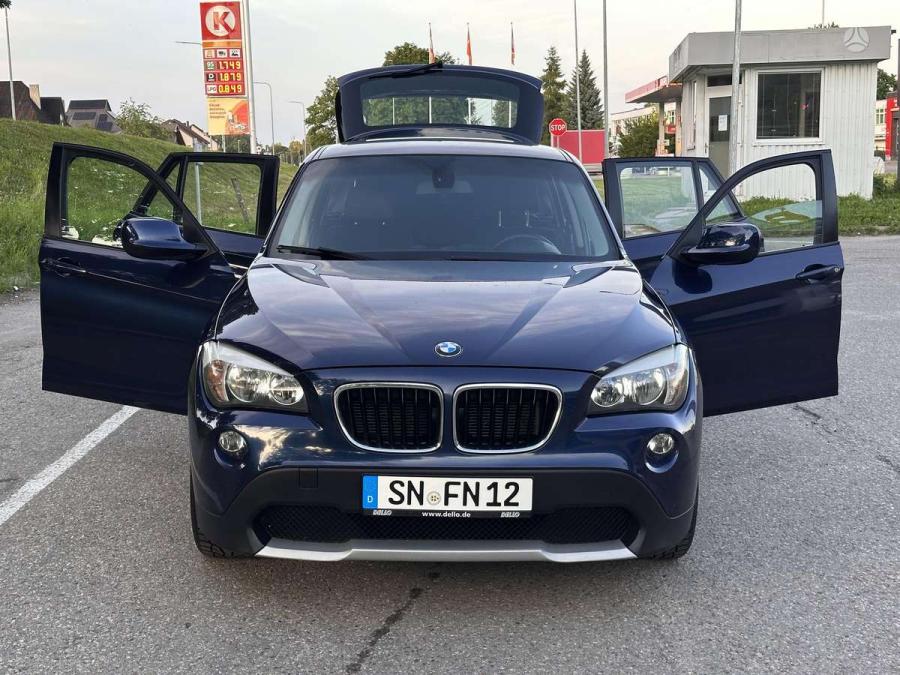 Zils BMW X1 2012 Panevēža, ar dzinēja tilpumu 2.00 L un nobraukumu 198 tūkst. km par 7250 €, foto 18 vietnē AUTOMOTO.COM.LV