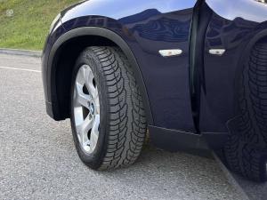 Zils BMW X1 2012 Panevēža, ar dzinēja tilpumu 2.00 L un nobraukumu 198 tūkst. km par 7250 €, foto 34 vietnē AUTOMOTO.COM.LV