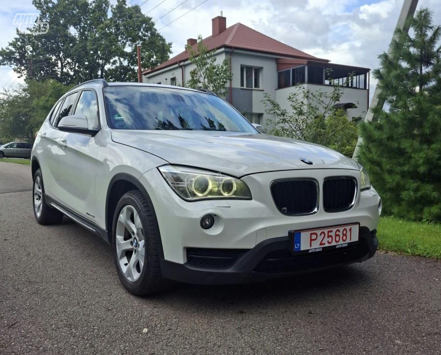 Zils BMW X1 2012 Kauņa, ar dzinēja tilpumu 2.00 L un nobraukumu 300 tūkst. km par 7850 €, foto 1 vietnē AUTOMOTO.COM.LV
