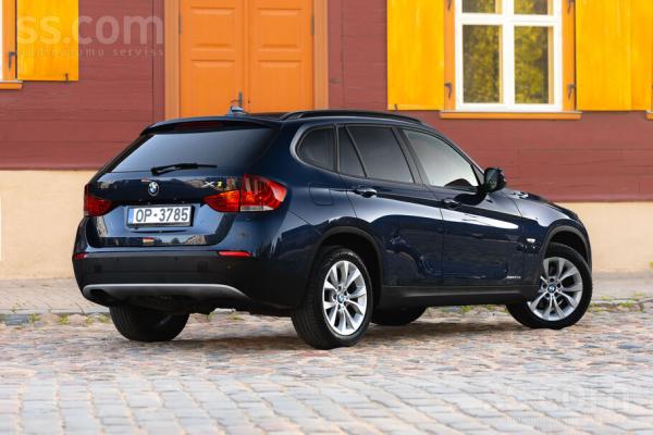 Zils BMW X1 2012 Jelgava, ar dzinēja tilpumu 2.00 L un nobraukumu 0 tūkst. km par 5990 €, foto 3 vietnē AUTOMOTO.COM.LV