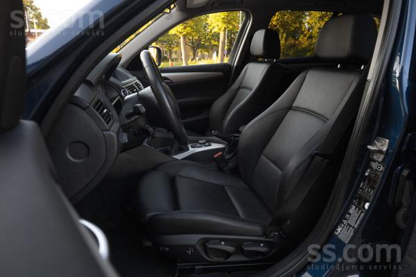 Zils BMW X1 2012 Jelgava, ar dzinēja tilpumu 2.00 L un nobraukumu 0 tūkst. km par 5990 €, foto 5 vietnē AUTOMOTO.COM.LV