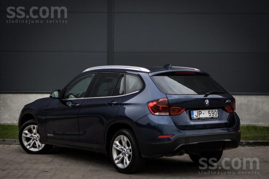 Zils BMW X1 2013 Rīga, ar dzinēja tilpumu 2.00 L un nobraukumu 276 tūkst. km par 10990 €, foto 6 vietnē AUTOMOTO.COM.LV