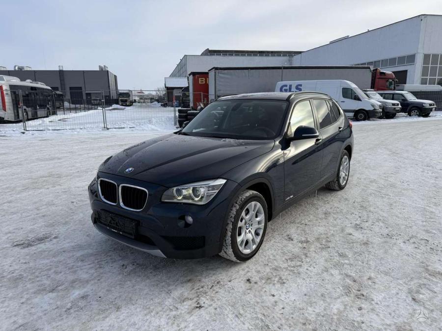 Zils BMW X1 2013 Marijampole, ar dzinēja tilpumu 2.00 L un nobraukumu 280 tūkst. km par 7400 €, foto 1 vietnē AUTOMOTO.COM.LV