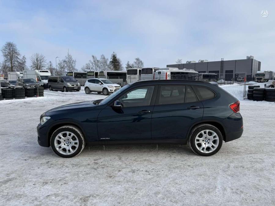 Zils BMW X1 2013 Marijampole, ar dzinēja tilpumu 2.00 L un nobraukumu 280 tūkst. km par 7400 €, foto 2 vietnē AUTOMOTO.COM.LV