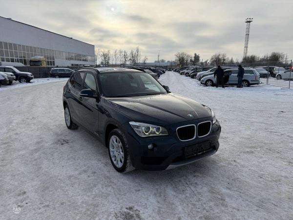 Zils BMW X1 2013 Marijampole, ar dzinēja tilpumu 2.00 L un nobraukumu 280 tūkst. km par 7400 €, foto 4 vietnē AUTOMOTO.COM.LV