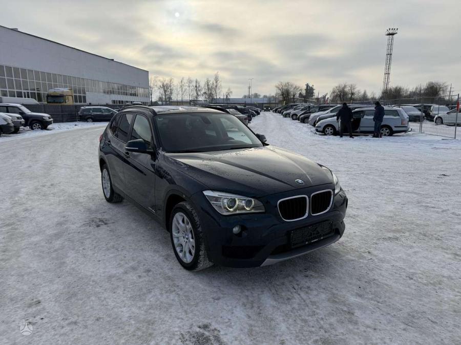 Zils BMW X1 2013 Marijampole, ar dzinēja tilpumu 2.00 L un nobraukumu 280 tūkst. km par 7400 €, foto 4 vietnē AUTOMOTO.COM.LV