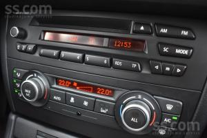 Zils BMW X1 2013 Talsi, ar dzinēja tilpumu 2.00 L un nobraukumu 229 tūkst. km par 8300 €, foto 14 vietnē AUTOMOTO.COM.LV