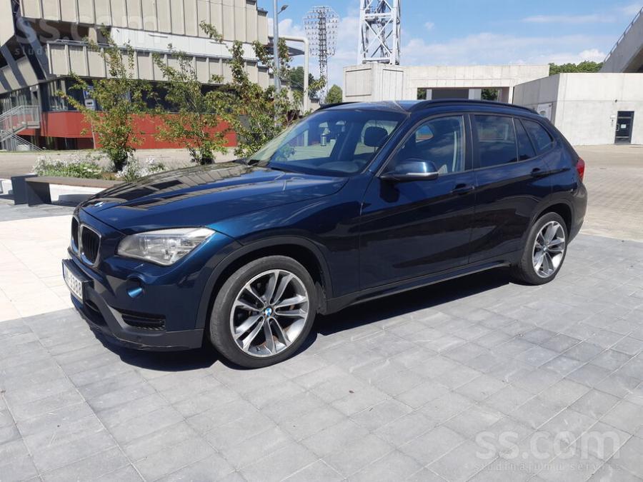 Blue BMW X1 2013 in Riga, with an engine capacity of 2.00 L and mileage of 215 thousand km for 8500 €, photo 3 on AUTOMOTO.COM.LV