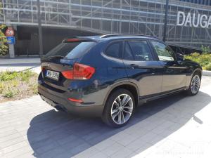 Blue BMW X1 2013 in Riga, with an engine capacity of 2.00 L and mileage of 215 thousand km for 8500 €, photo 4 on AUTOMOTO.COM.LV