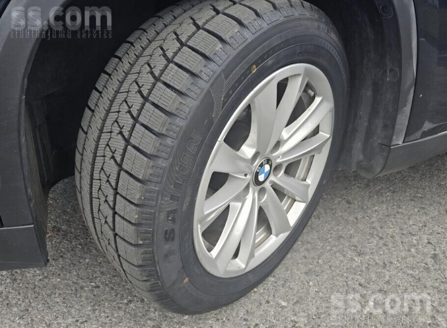 Zils BMW X1 2013 Rīga, ar dzinēja tilpumu 2.00 L un nobraukumu 239 tūkst. km par 5900 €, foto 8 vietnē AUTOMOTO.COM.LV