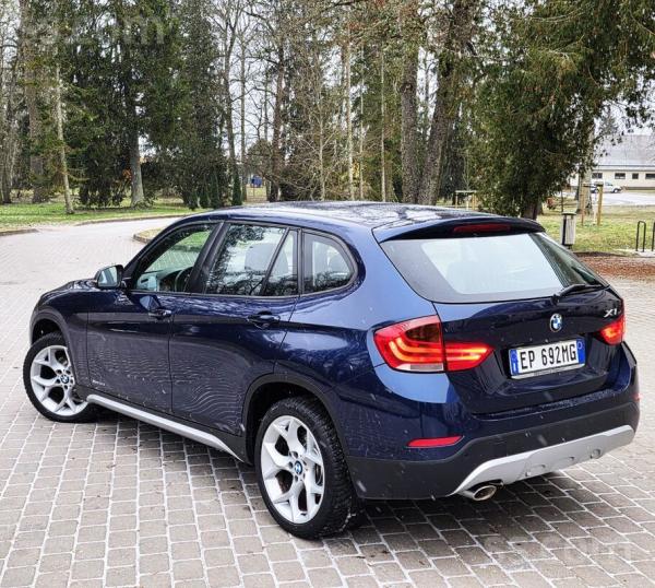 Blue BMW X1 2013 in Tallinn, with an engine capacity of 2.00 L and mileage of 212 thousand km for 8880 €, photo 9 on AUTOMOTO.COM.LV