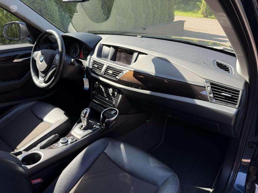 Zils BMW X1 2013 Utena, ar dzinēja tilpumu 2.00 L un nobraukumu 249 tūkst. km par 7950 €, foto 21 vietnē AUTOMOTO.COM.LV