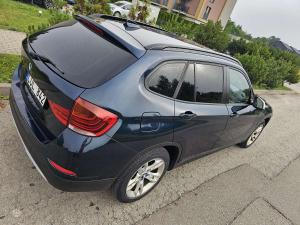 Blue BMW X1 2013 in Palanga, with an engine capacity of 2.00 L and mileage of 325 thousand km for 5650 €, photo 13 on AUTOMOTO.COM.LV