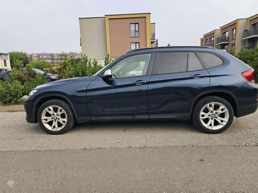 Blue BMW X1 2013 in Palanga, with an engine capacity of 2.00 L and mileage of 325 thousand km for 5650 €, photo 17 on AUTOMOTO.COM.LV