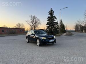 Zils BMW X1 2014 Cēsis, ar dzinēja tilpumu 2.00 L un nobraukumu 0 tūkst. km par 7950 €, foto  vietnē AUTOMOTO.COM.LV