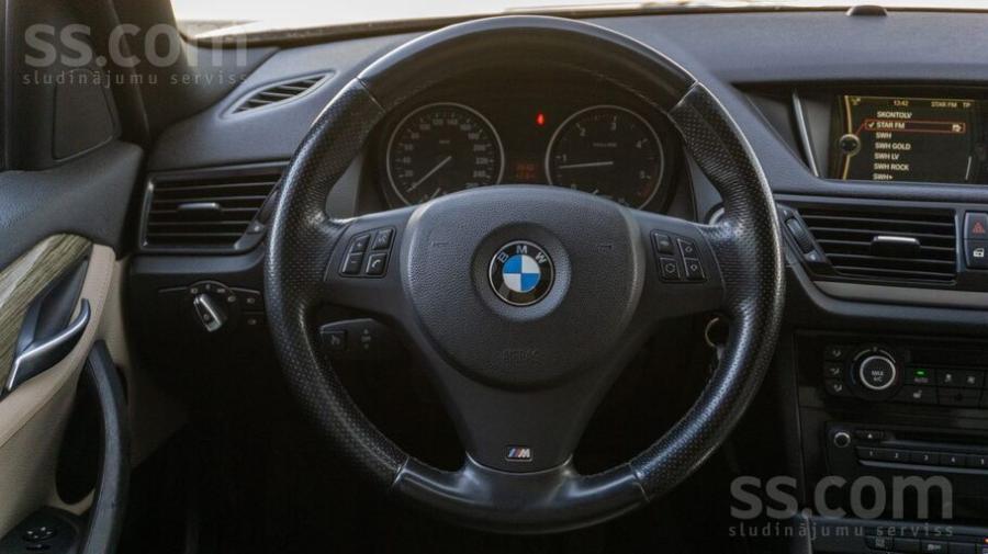 Zils BMW X1 2014 Rīga, ar dzinēja tilpumu 2.00 L un nobraukumu 269 tūkst. km par 10190 €, foto 15 vietnē AUTOMOTO.COM.LV