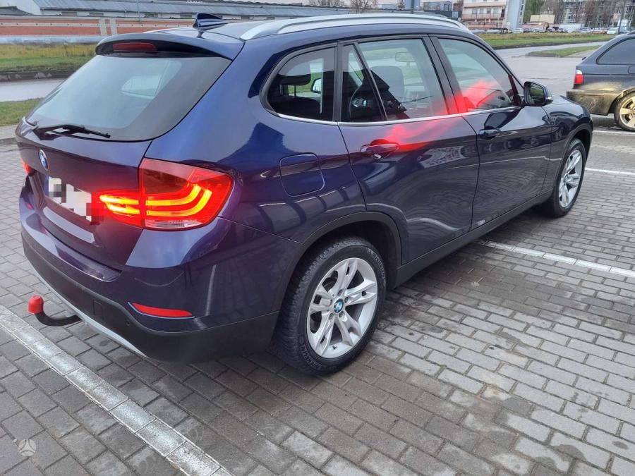 Zils BMW X1 2014 Kauņa, ar dzinēja tilpumu 2.00 L un nobraukumu 199 tūkst. km par 9800 €, foto 14 vietnē AUTOMOTO.COM.LV